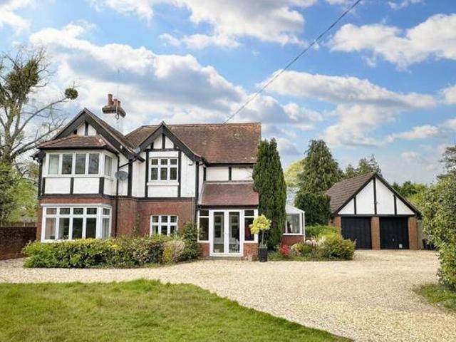 4 Bedroom Detached House For Sale In Hythe