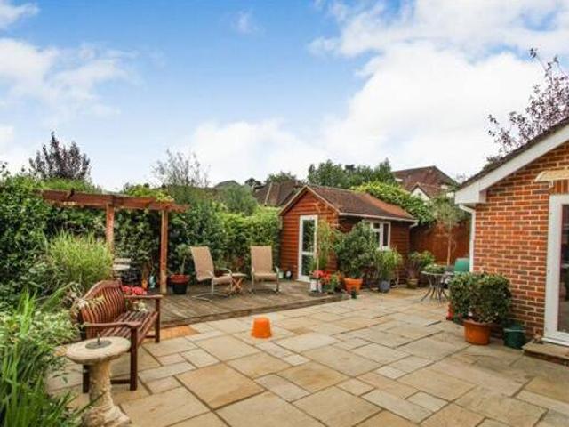 4 Bedroom Detached House For Sale In Hythe, Southampton