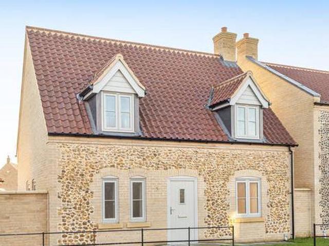 4 bedroom detached house for sale in Hythe Road Methwold IP26