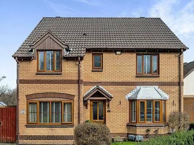 4 bedroom detached house for sale in Hyacinth Drive Brackla Bridgend CF31