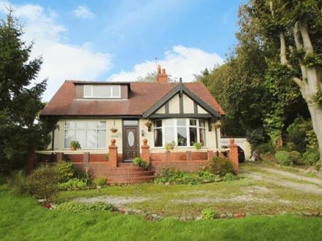 4 Bedroom Detached House For Sale In Hyde, Greater Manchester