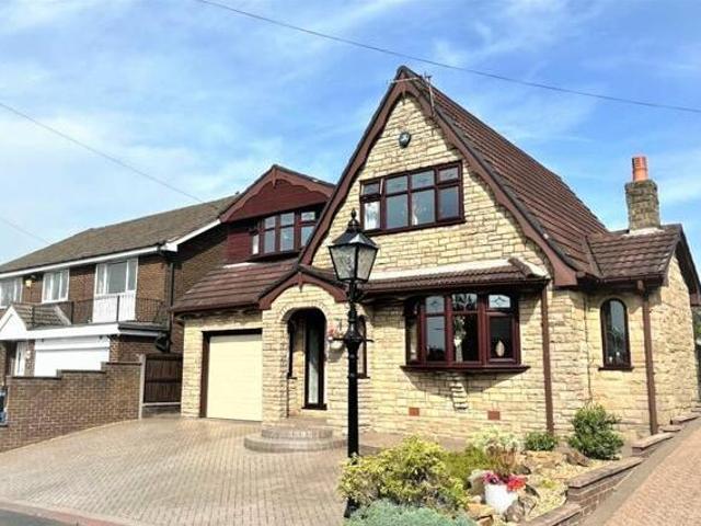 4 Bedroom Detached House For Sale In Hyde, Greater Manchester
