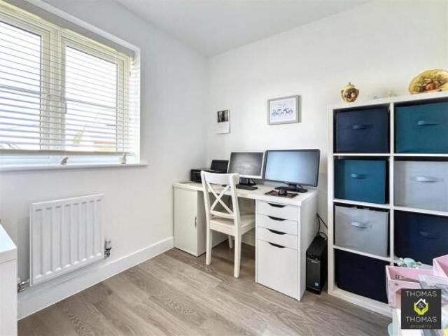 4 bedroom detached house for sale in Ironbridge Road, Twigworth, GL2