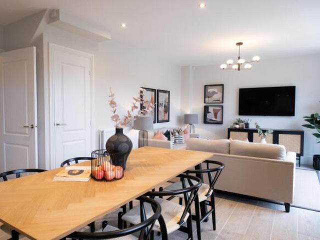 4 bedroom detached house for sale in Island Road, Hersden, CT3 4GD, CT3