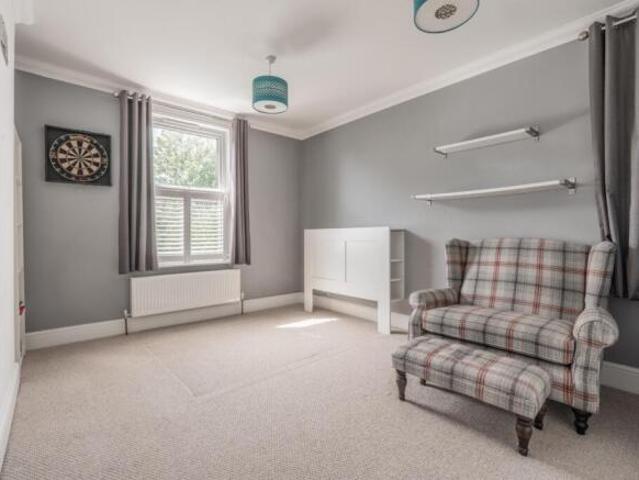 4 bedroom detached house for sale in Izane Road, Bexleyheath, Kent, DA6