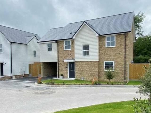4 bedroom detached house for sale in Jute Fields Deal CT14