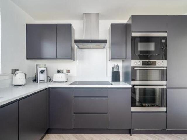4 bedroom detached house for sale in Juniper Crescent, Drighlington, BD11