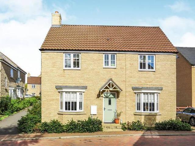 4 bedroom detached house for sale in Oak Lane Kings Cliffe PE8