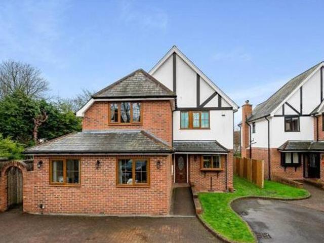 4 Bedroom Detached House For Sale In Oakwood