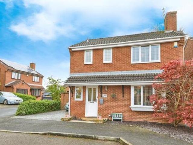 4 Bedroom Detached House For Sale In Oakwood