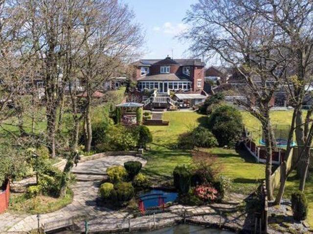 4 Bedroom Detached House For Sale In Oakwood Avenue, Ashton in makerfield