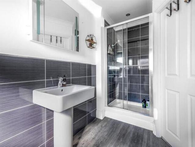 4 bedroom detached house for sale in Oakwood Drive, Great Park, NE13