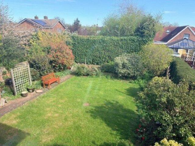 4 bedroom detached house for sale in Oakwood Drive, Nottingham, Nottinghamshire, NG8