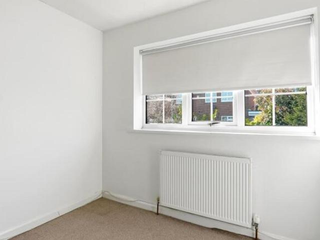 4 bedroom detached house for sale in Oakwood Garth, Oakwood, Leeds, LS8