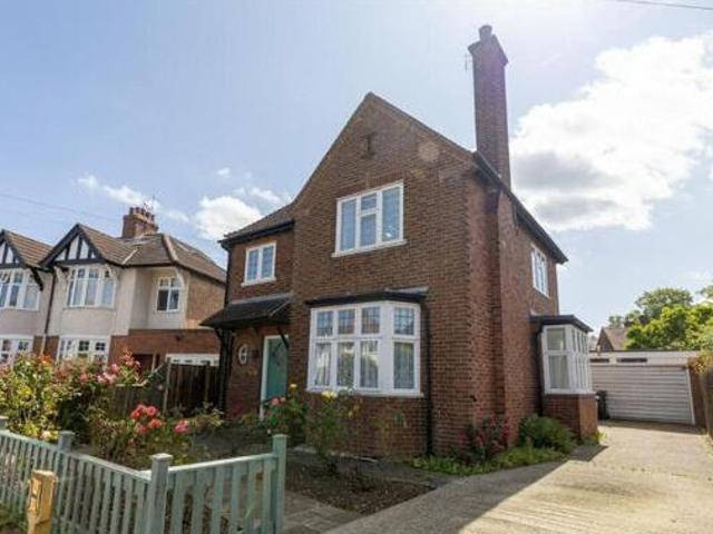 4 Bedroom Detached House For Sale In Off Westwood Park Road, Peterborough