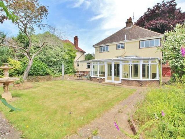 4 bedroom detached house for sale in Offington Lane, Offington, Worthing, West Sussex, BN14