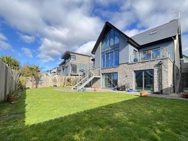4 Bedroom Detached House For Sale In Ogmore By Sea