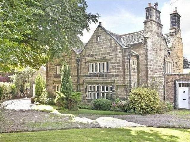 4 bedroom detached house for sale in Old Court House Woolley Wakefield WF4 WF4