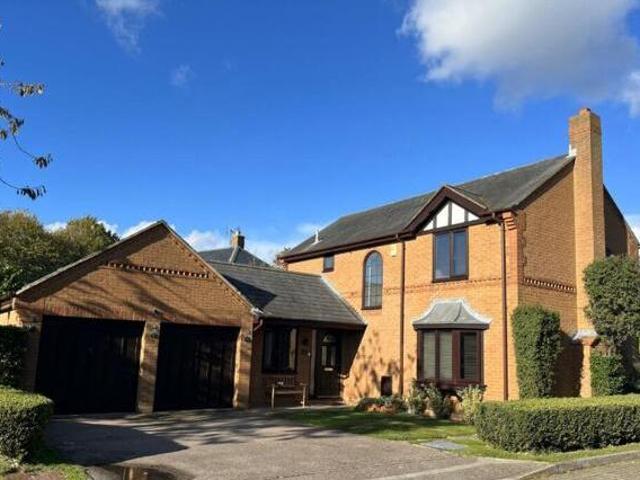 4 Bedroom Detached House For Sale In Old Farm Park