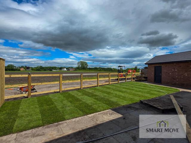 4 bedroom detached house for sale in Old Prescot Close, Melling, Liverpool, L31