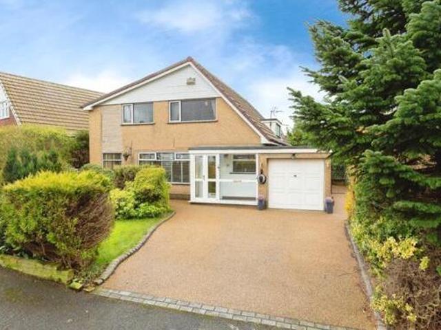 4 Bedroom Detached House For Sale In Oldham