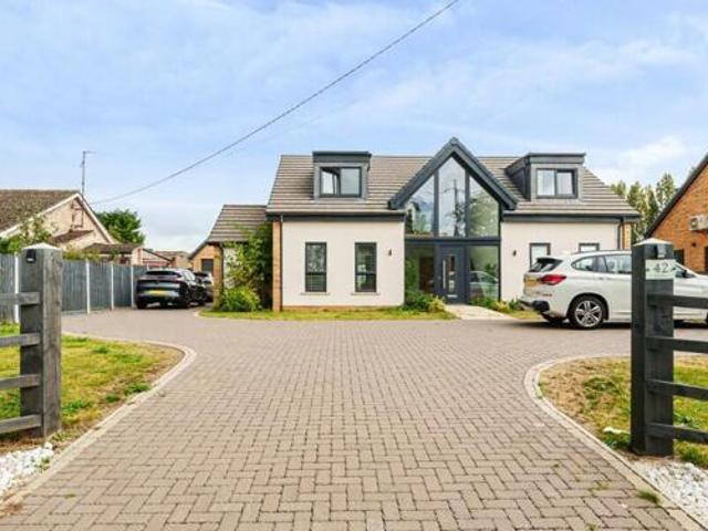 4 Bedroom Detached House For Sale In Open Plan Living At Its Best!*top End, Renhold