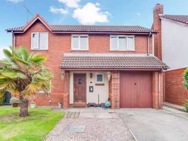 4 bedroom detached house for sale in Orchard Drive Little Neston Neston CH64