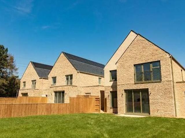 4 bedroom detached house for sale in Orchard Fields Siddington Cirencester GL7 6HL GL7