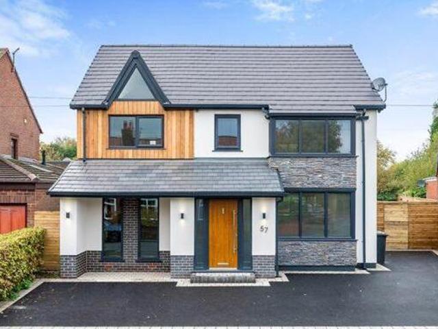 4 Bedroom Detached House For Sale In Orrell