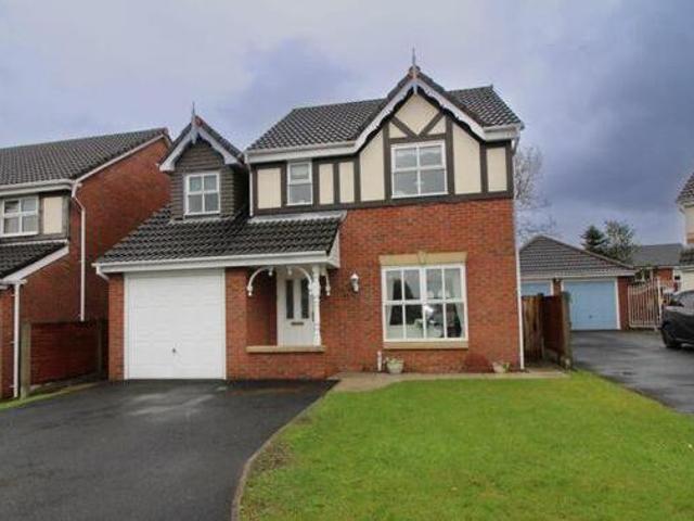 4 Bedroom Detached House For Sale In Orrell