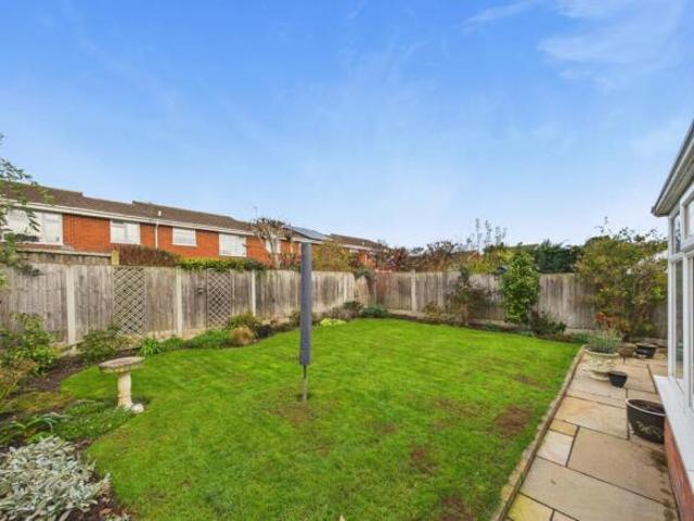 4 bedroom detached house for sale in Osprey Close, Worcester, Worcestershire, WR2