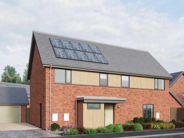4 Bedroom Detached House For Sale In Otter Road