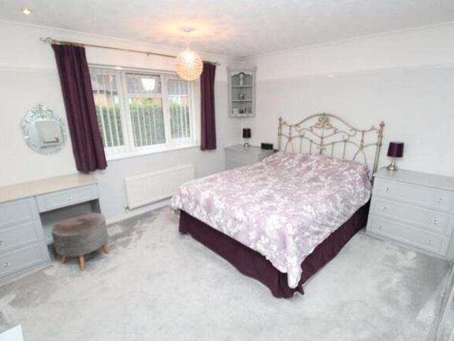 4 bedroom detached house for sale in Otter Way, Whetstone, Leicester, LE8