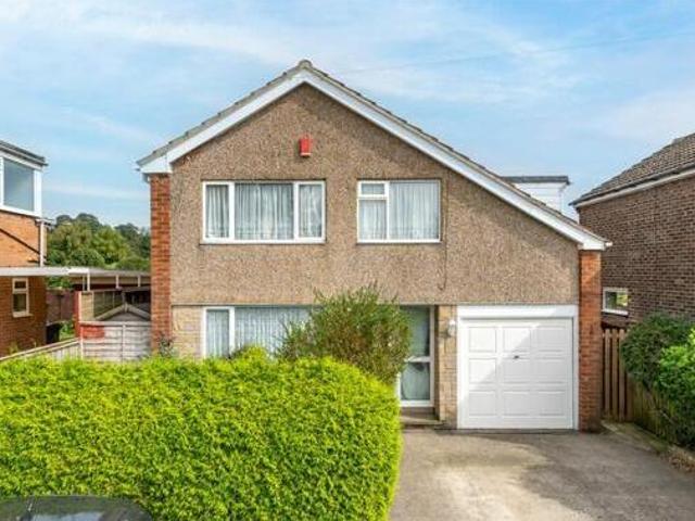 4 Bedroom Detached House For Sale In Otley, West Yorkshire
