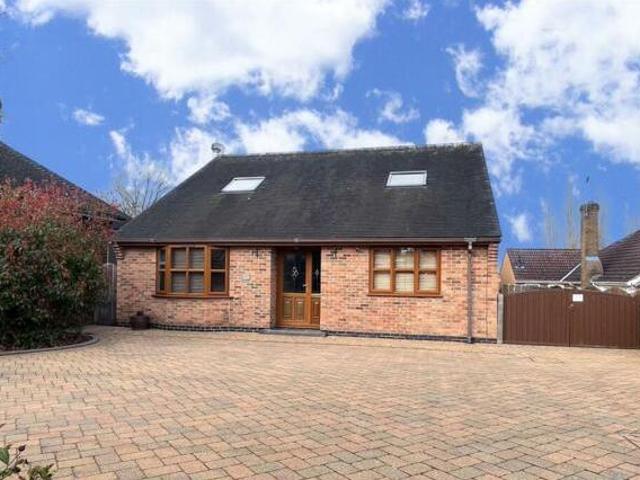 4 Bedroom Detached House For Sale In Outwoods