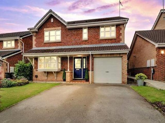 4 Bedroom Detached House For Sale In Oulton
