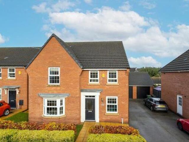 4 Bedroom Detached House For Sale In Oulton