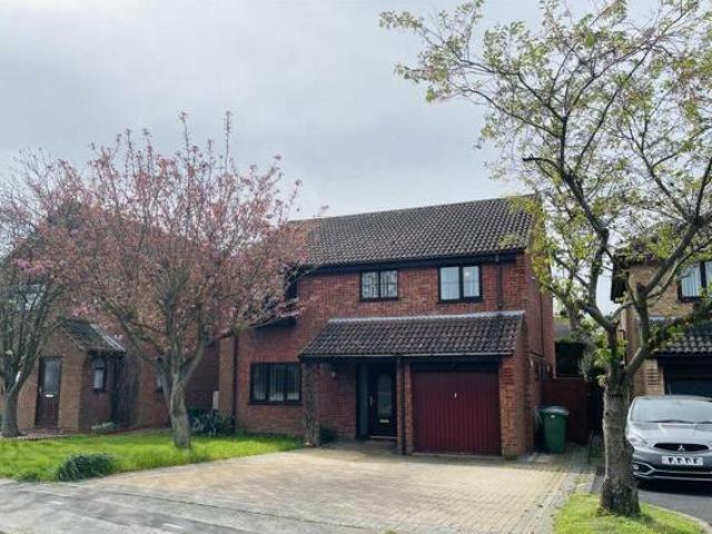 4 Bedroom Detached House For Sale In Oulton