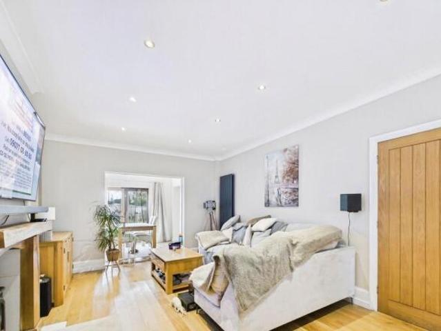 4 bedroom detached house for sale in Oundle Road, Woodston, Peterborough, Cambridgeshire, PE2