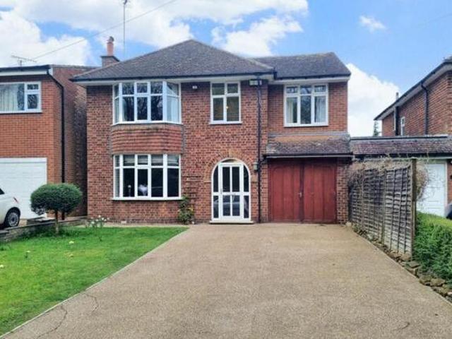 4 Bedroom Detached House For Sale In Overstone