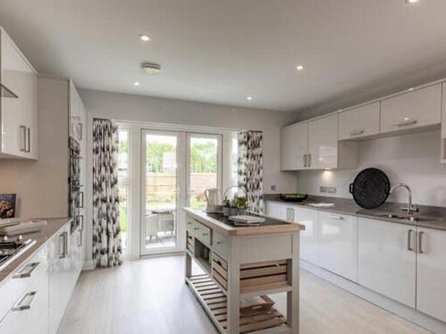 4 Bedroom Detached House For Sale In Overton