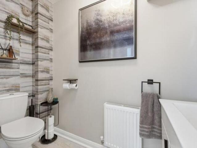 4 bedroom detached house for sale in Oxclose Park Way, Halfway, S20