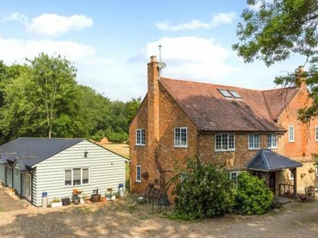 4 Bedroom Detached House For Sale In Oxford