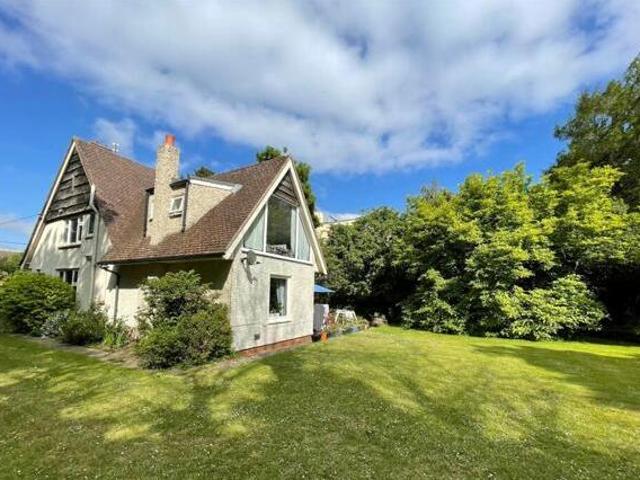 4 Bedroom Detached House For Sale In Oxford