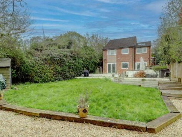 4 Bedroom Detached House For Sale In Loudwater, High Wycombe