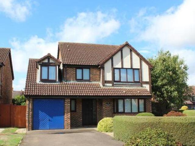 4 Bedroom Detached House For Sale In Lower Stondon, Henlow