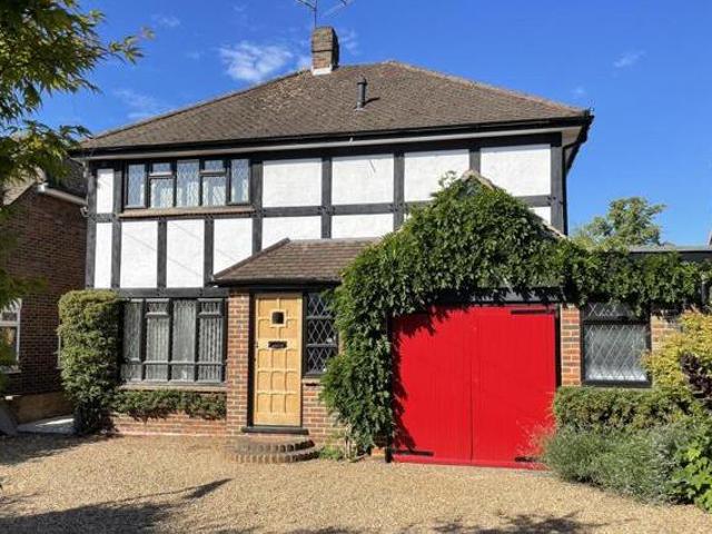 4 Bedroom Detached House For Sale In Lower Sunbury