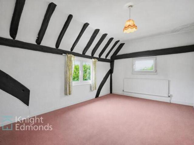 4 bedroom detached house for sale in Lower Road, West Farleigh, ME15