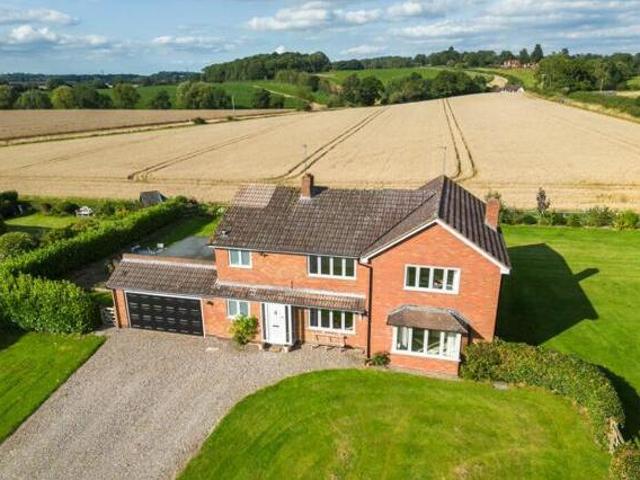 4 Bedroom Detached House For Sale In Lower Rudge, Wolverhampton