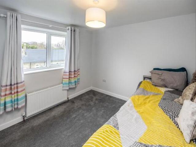 4 bedroom detached house for sale in Lowerhouses Lane, Huddersfield, HD5